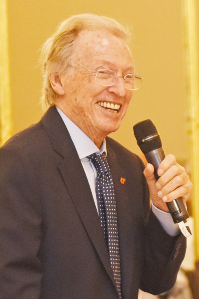 Dr Harry Brunjes presents Tommy Steele with a Lifetime Achievement ...